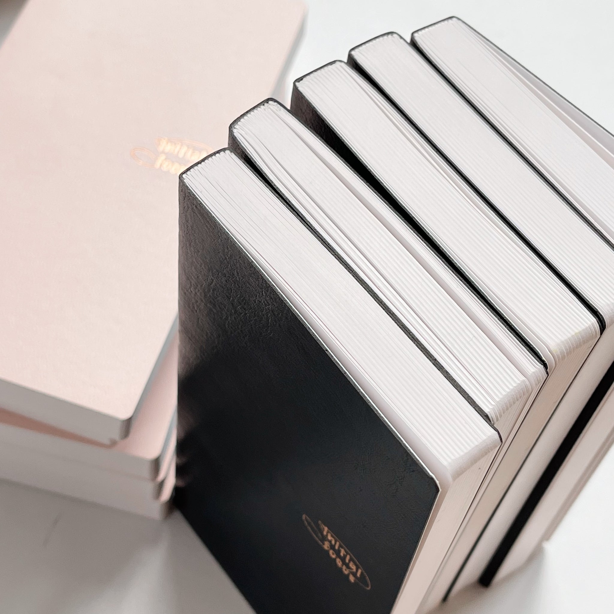 Initial Focus Weekly Planner – Sweet Planner